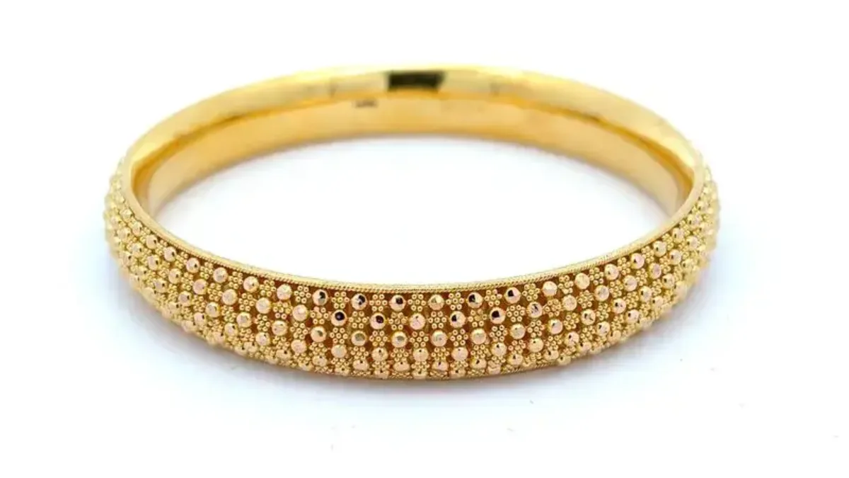 Dainty Filigree Gold Bangle Mustafa Jewellery